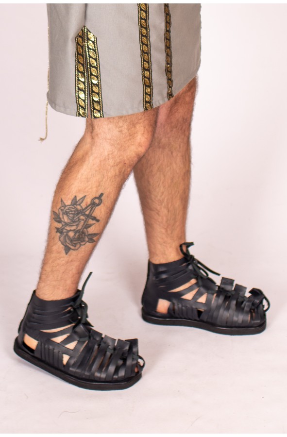 Calzado Romano Artesanal negro: Sandalias de Romanas de Cuero Premium ...