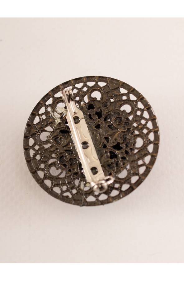 Broche romano dorado con león pequeño